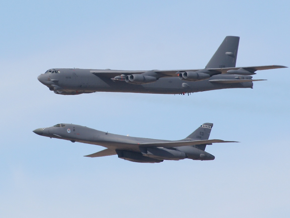 B 52 Bombard man U a na AESA Radar Entegrasyonu