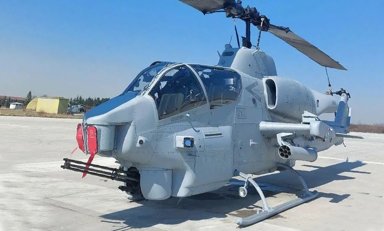 Deniz Kuvvetleri'nin AH-1W'leri Boyandı | SavunmaSanayiST