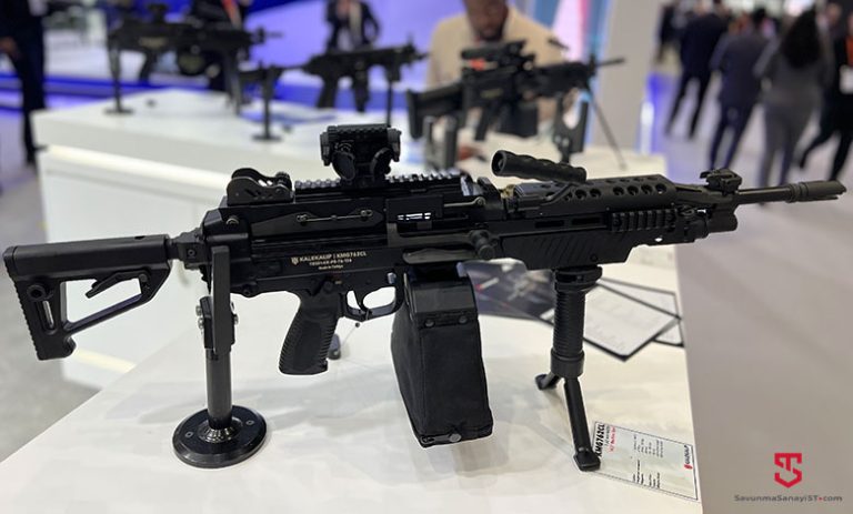 KALEKALIP KMG762CL/556CL Hafif Makineli Tüfekleri Sergiledi