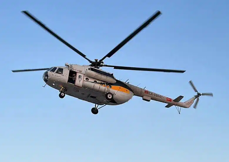 Gece görüşlü helikopter İzmir'de baraja düştü