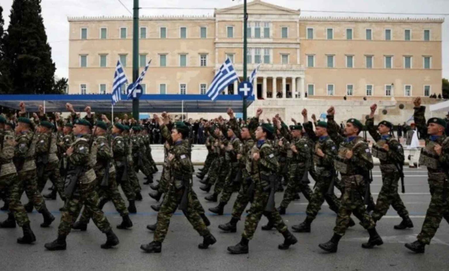 Türkiye’ye Küfreden Yunan Askerlere Hapis Cezası | SavunmaSanayiST